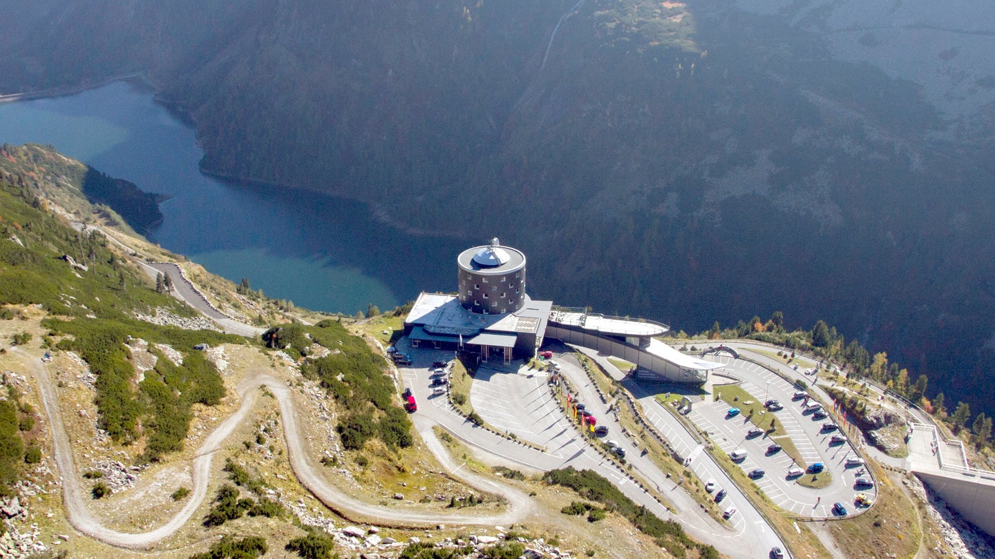 Hitachi Energy innovates pioneering solution for pumped hydro storage ...