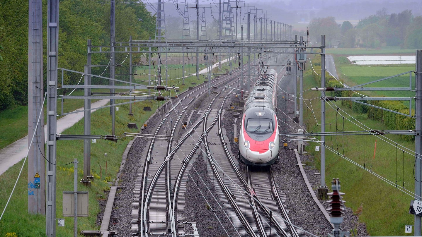 Railway Traction Power Supply | Hitachi Energy